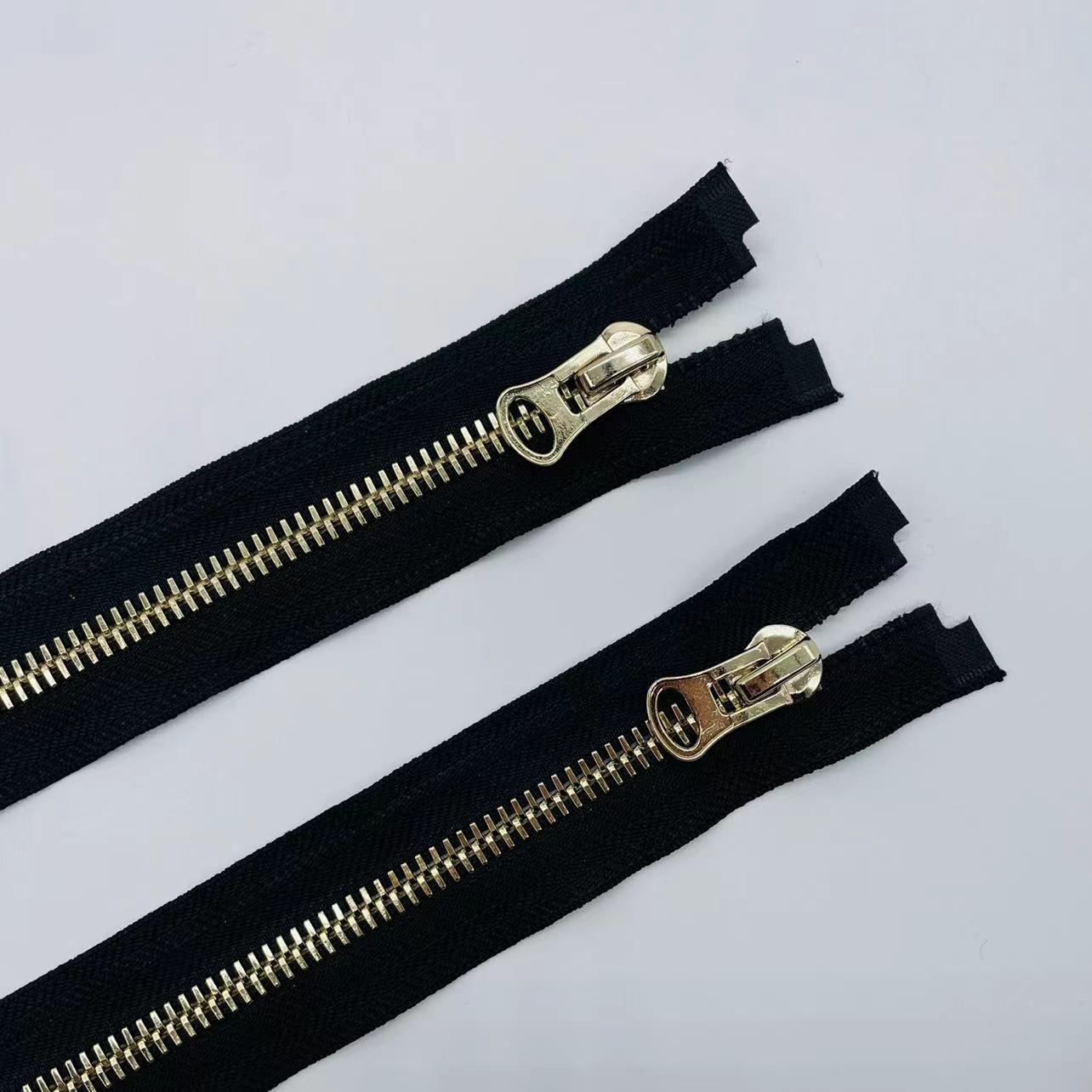 YAB - EUZOR Brass Zipper Manufacturer and Suppliers