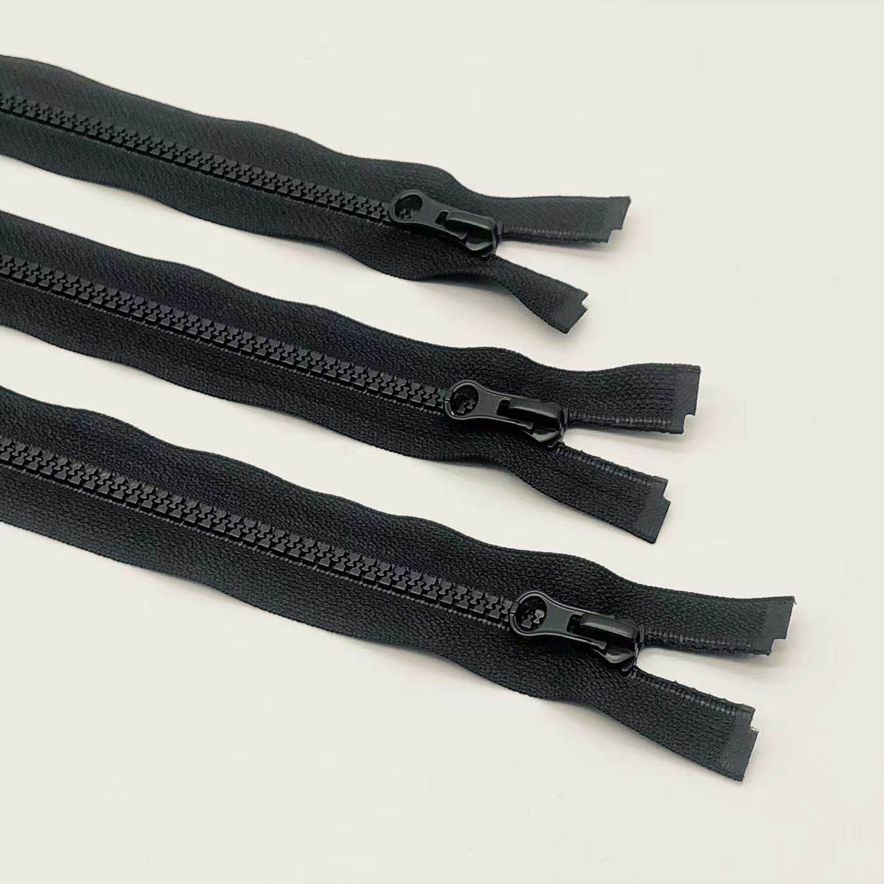 YAB - Plastic zipper - High Quality Zipper Manufacturer and Suppliers